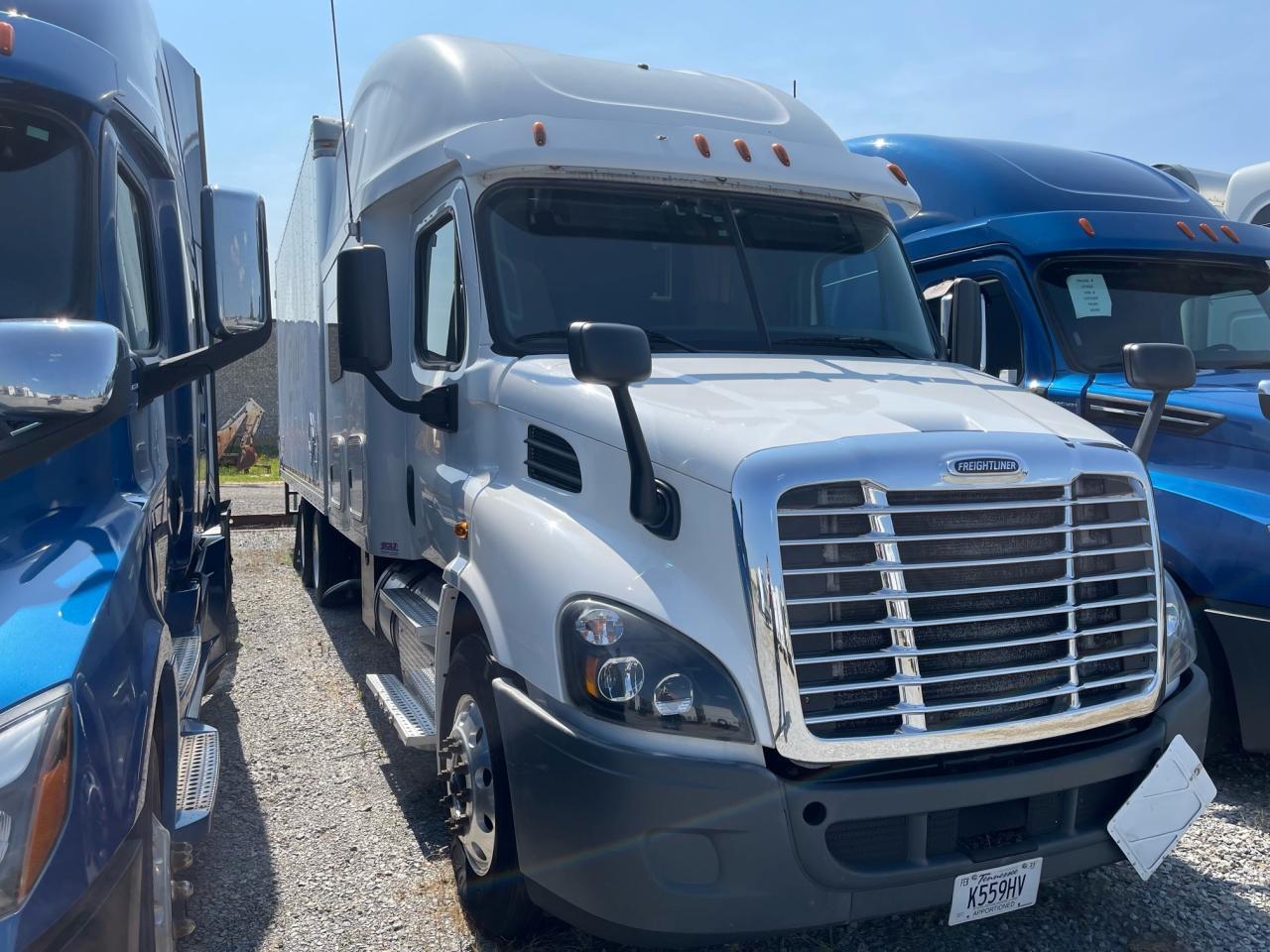 2008 Freightliner Cascadia Trucks
