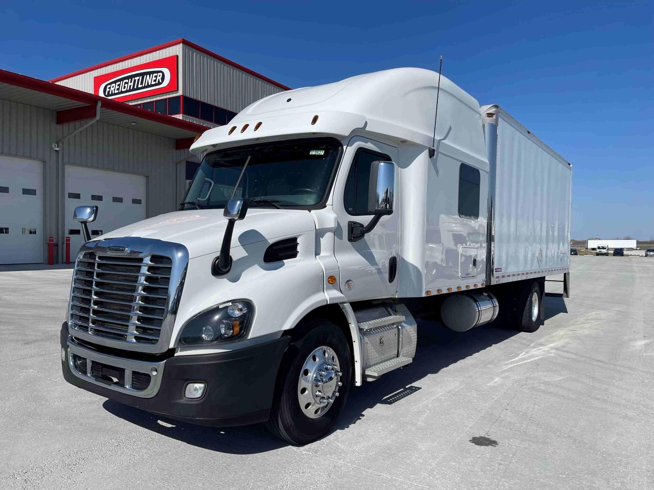 Used 2019 Freightliner CA113 For Sale in West Jefferson, OH 43162 ...